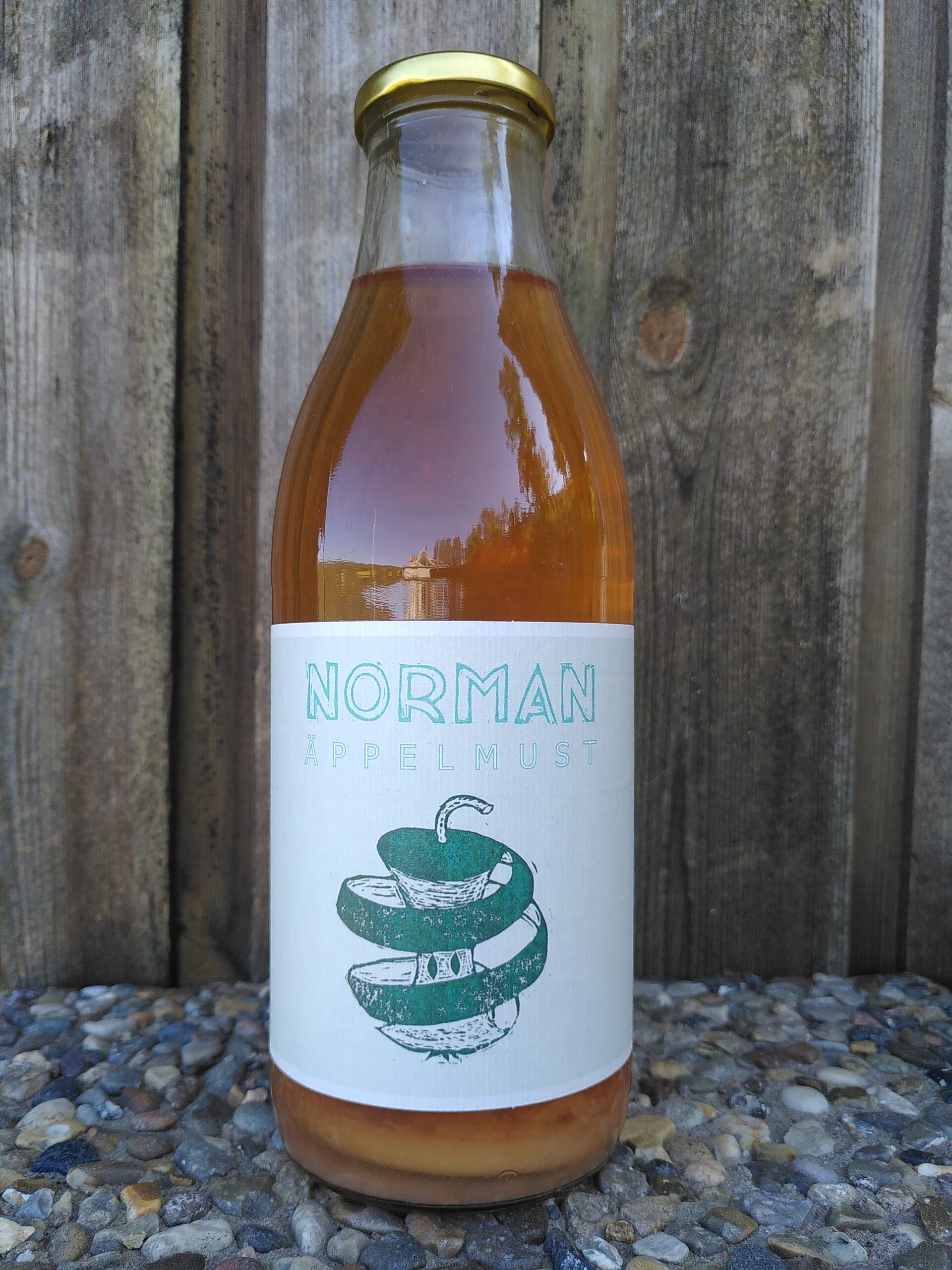 Norman Cider – Hantverkscider på engelskt vis gjord på svenska äpplen